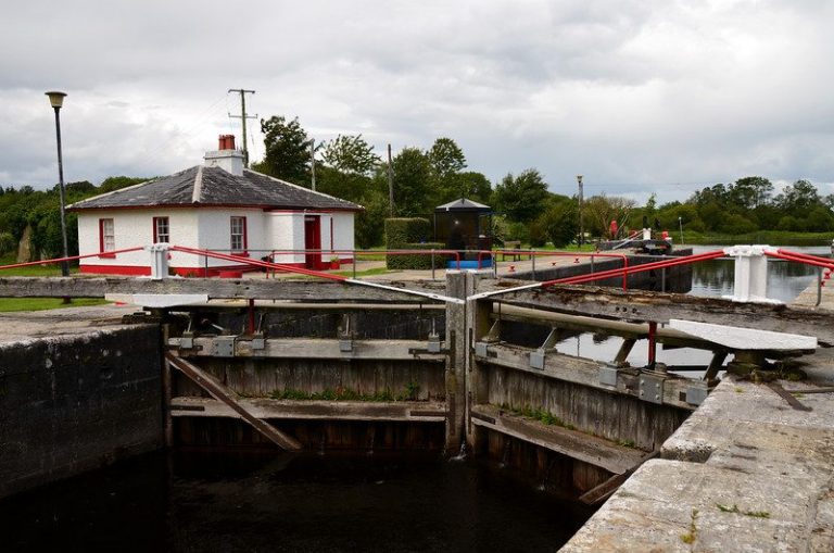 Rooskey: Hometown Tour - The Student Explorer